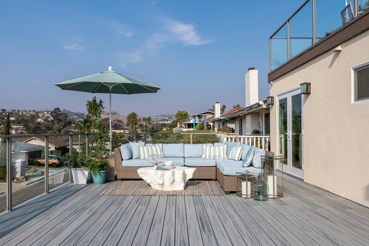 How to Transform Your Outdoor Space with Rustic Deck Designs