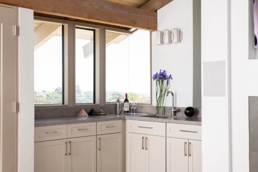 Bar Nook Ideas for a Cozy, Stylish Home Bar
